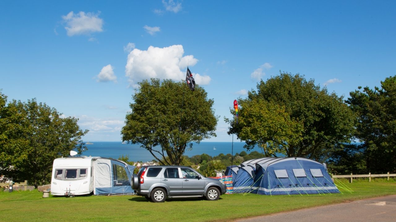Standard Electric Pitch - Beverley Park - Beverley Holidays