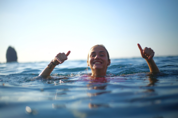 7 Benefits of Cold Water Swimming in Devon | Beverley Holidays